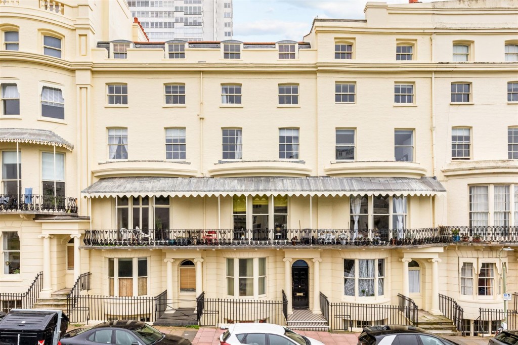 Regency Square, Brighton, House